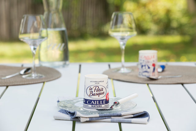 Le Petit Basque et ses succulents yaourts de Brebis font peau neuve....