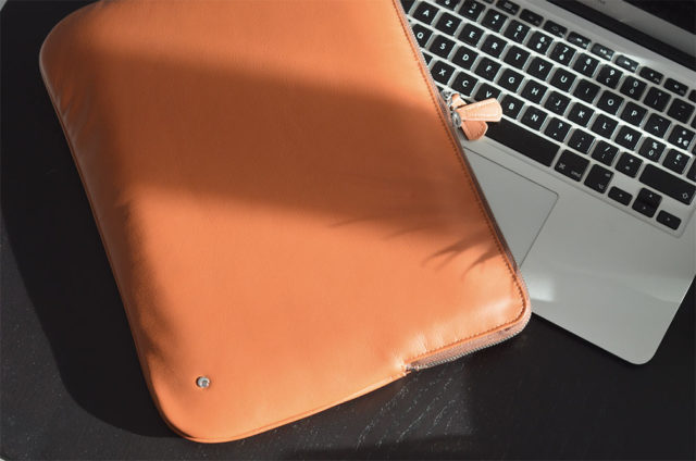 Ordinateur portable : Housse en Cuir signée Noreve pour la Saint Valentin