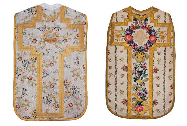 Chasuble-son-histoire-dhier-a-aujourdhui